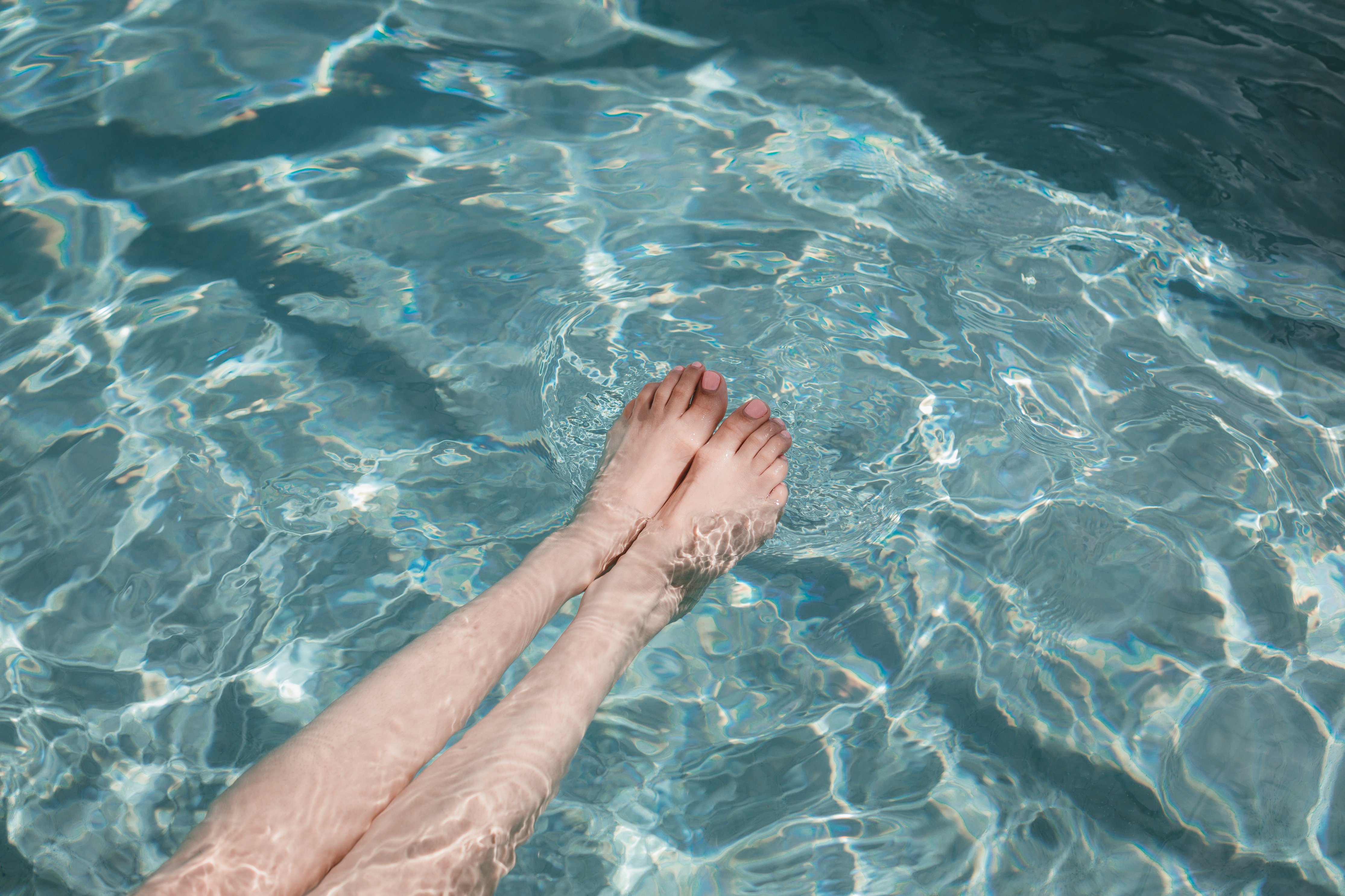 Swelling or Edema of the Limb – All You Need to Know – Wellness and ...